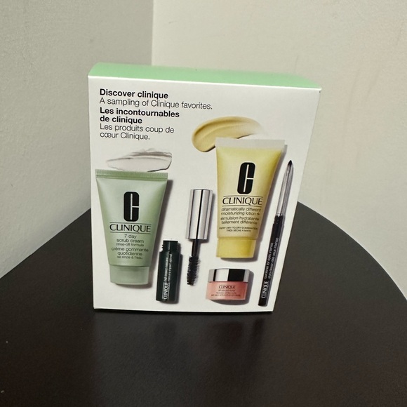 Clinique | Makeup | New Discover Clinique Gift Set | Poshmark